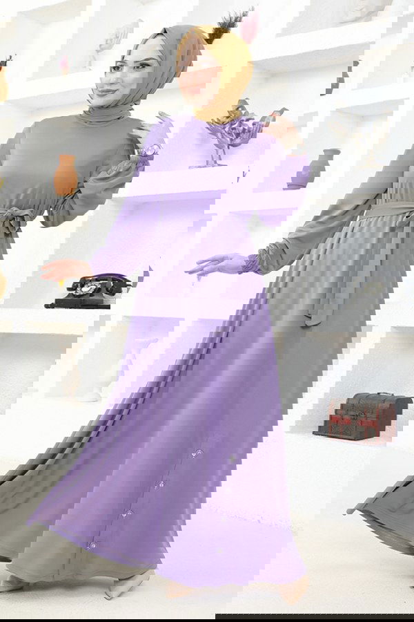 Yeni Sezon Tesettür Elbise Modellerinde Neler Mevcut? - Modaselvim